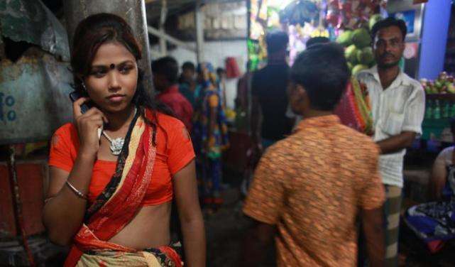 The biggest red light district in Bangladesh: the female cage under the ...
