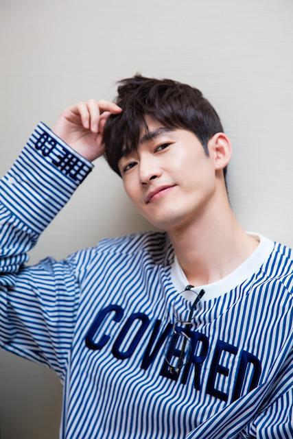 Entertainment News: Jing Tian Yuan Bingyan Luo Yunxi Chen He Zhou Dongyu Hu Yitian Zhang Han ...