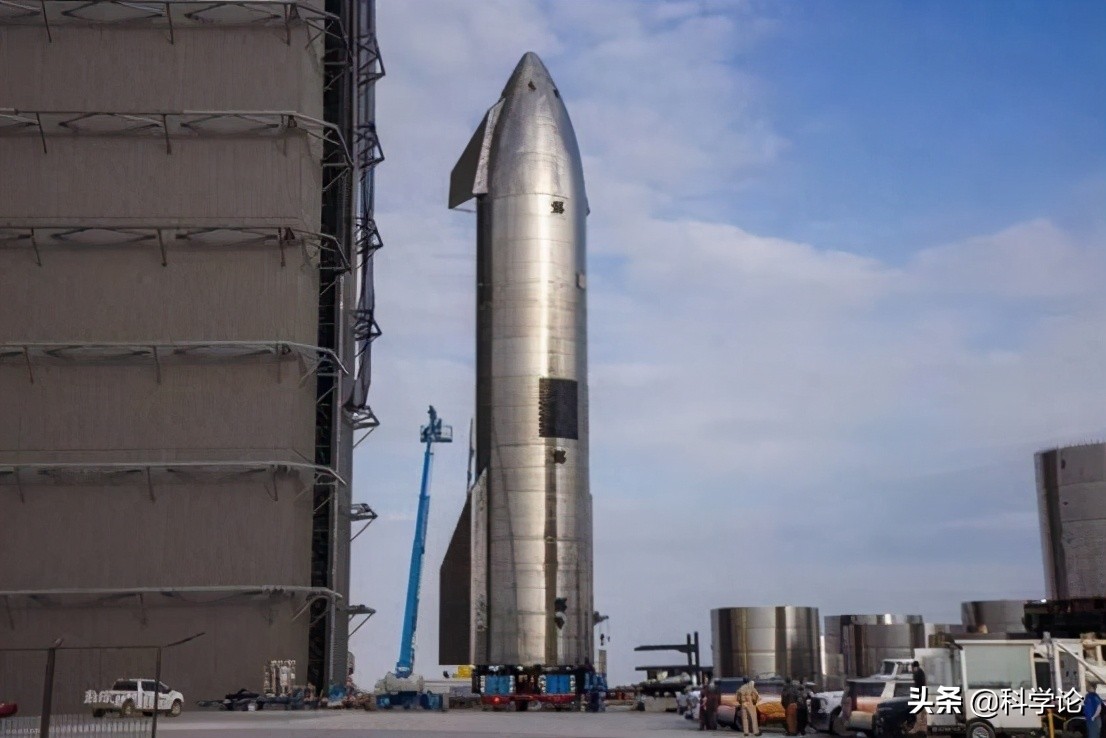 The starship prototype SN11 test flight exploded and disintegrated. The ...