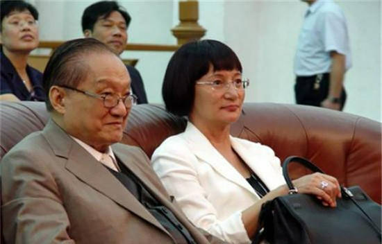 Jin Yong's widow, Lin Leyi, sells luxury homes by 1.7 times, earning ...