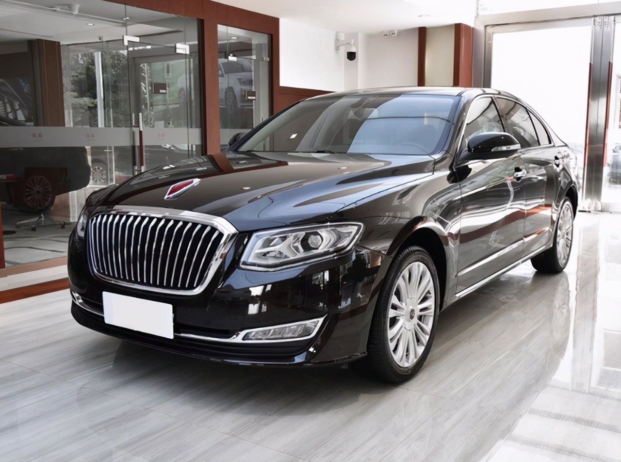 Why do rich people buy cheap cars, and poor people buy luxury cars when ...