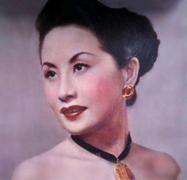 Bai Guang: At the age of 20, there were three relationships, none of ...