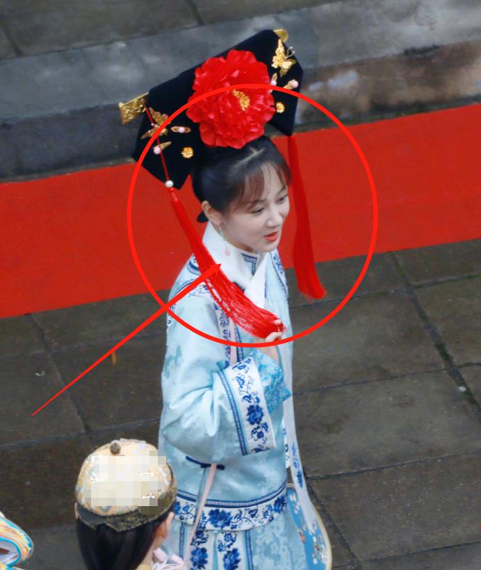 Moe Tan Reuters exposed, Yang Zi played Crape Myrtle again to attract ...