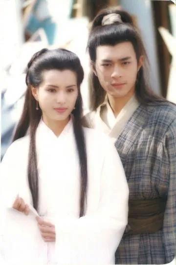The Little Dragon Girl in Li Ruotong's "The Legend of Condor Heroes ...