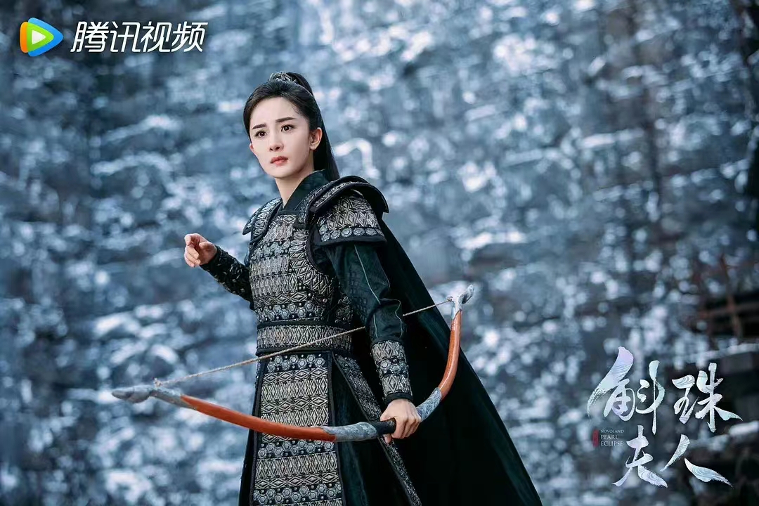"Mrs. Huzhu" Douban opened a score of 4.9, Chen Xiaoyun and Yang Mi's "farce" lowered the score ...
