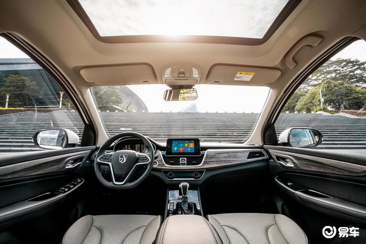 Baojun 730 was the first model to have eaten long MPV crabs, with both ...