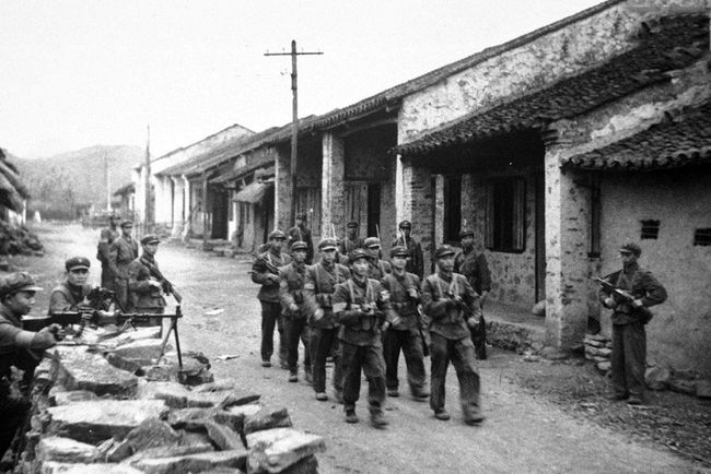 After the victory of the Pingjin Campaign, where did the 800,000 ...