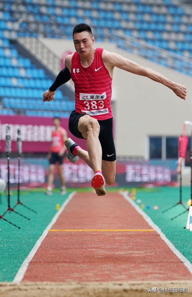 At 17m39, Zhu Yaming won the Olympic Trials and created the world's ...