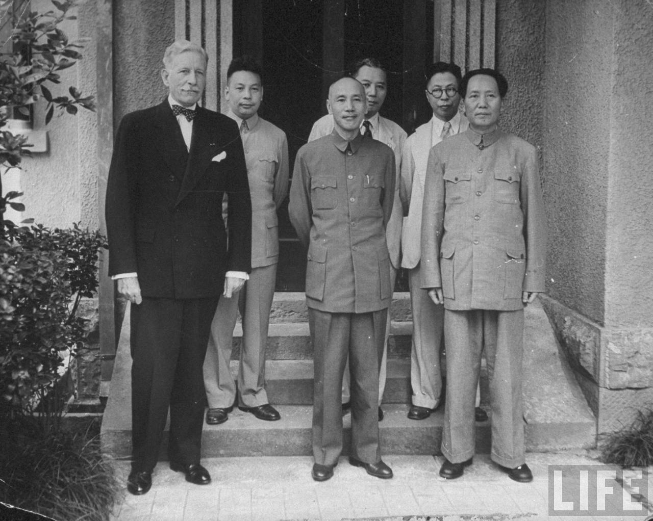 Great men and cigarettes: Mao Zedong smoked a hundred cigarettes, Deng ...