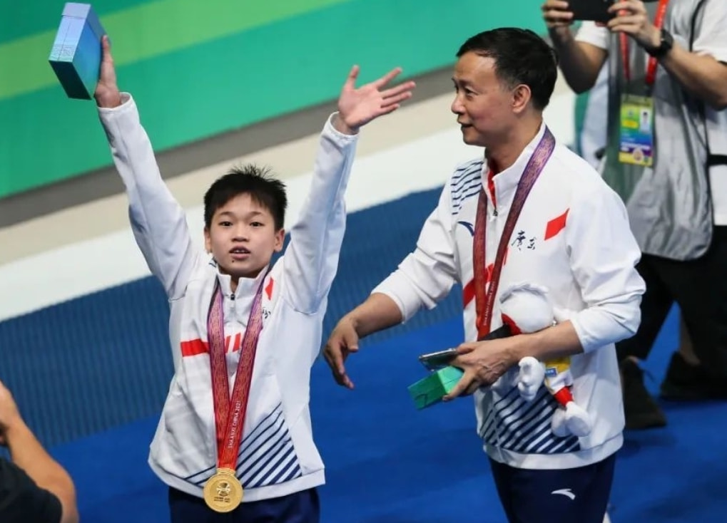 Quan Hong Chan has a card face!C-place chorus William Chan and other ...