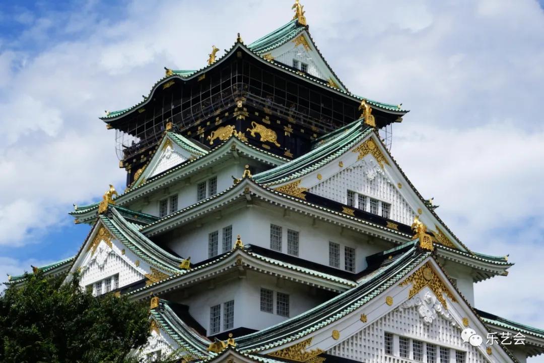 Tour of the Osaka Castle Tenshukaku - iMedia
