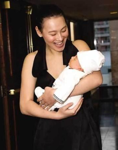 Liang Luo Shi Shi Shop, the three sons did not shake her, but he lived ...