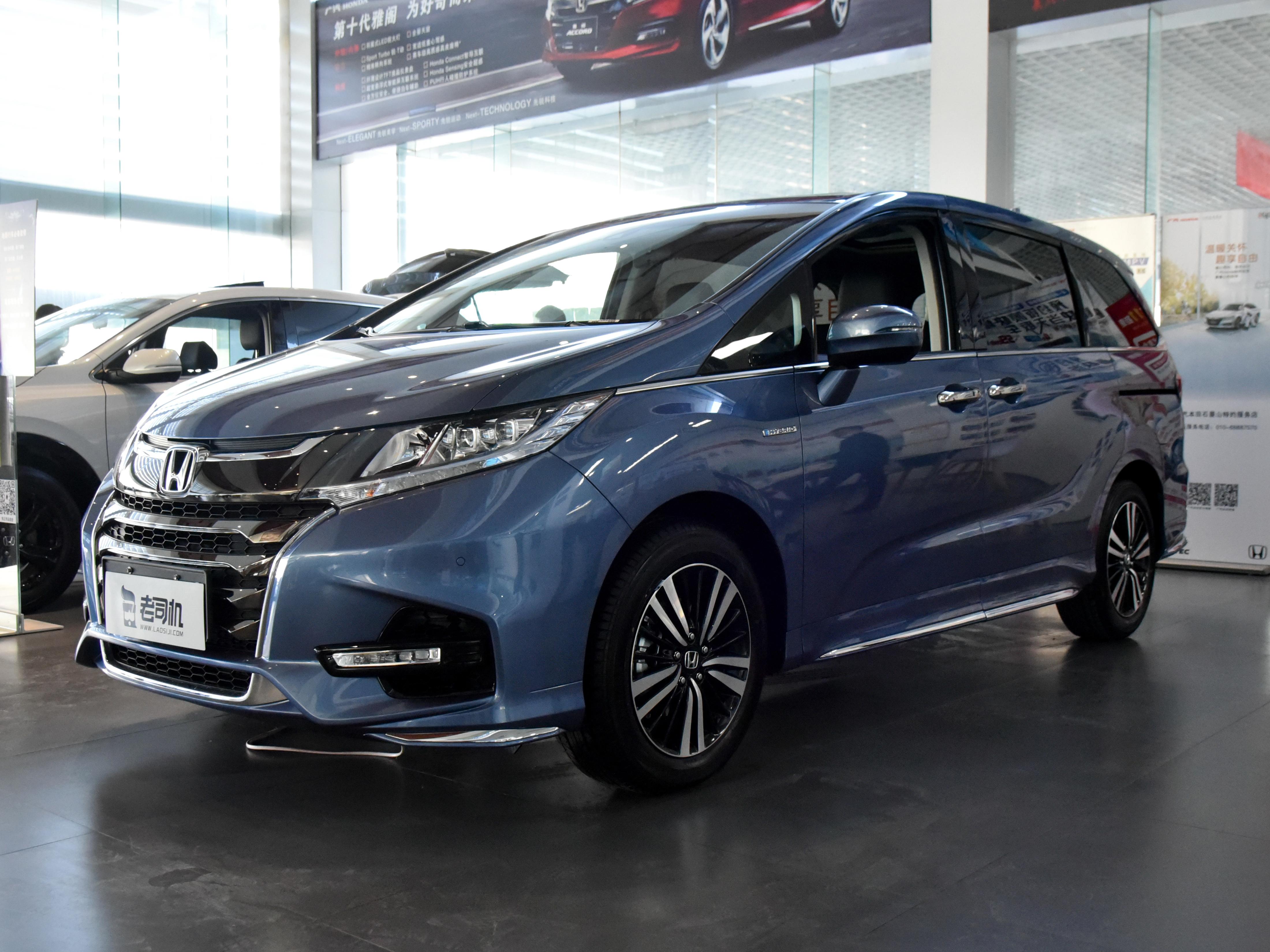 5.8L low fuel consumption super large 7-seater MPV, Japanese joint ...