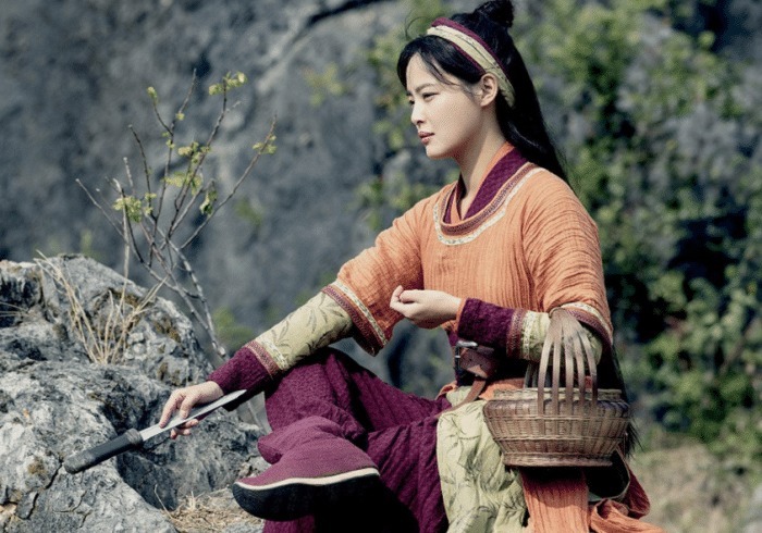 The 44-year-old actress refused to be a director for 3 times. She is ...