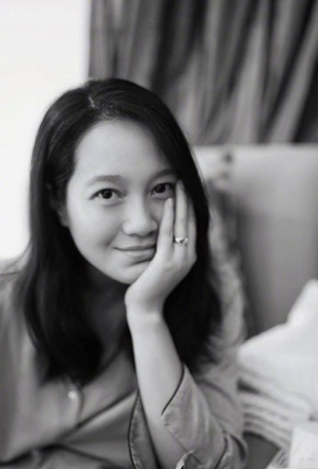 Zhu Dan's first recent photo after giving birth is in good condition ...