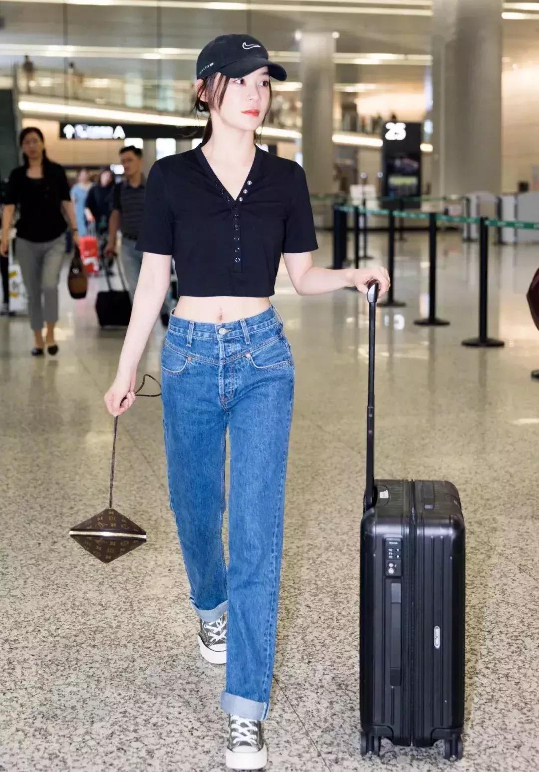 150 small girls come over and teach you the secret of "short on the top ...