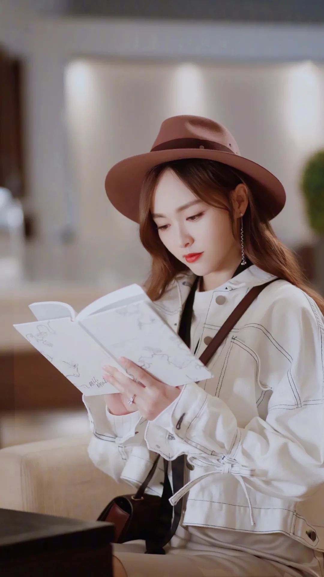 Luo Jin milk Tang Yan? - iNEWS