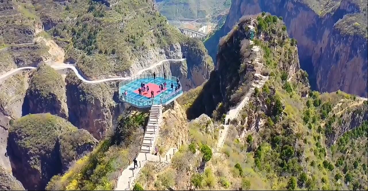 There is a Tongtian Gorge deep in the Taihang Mountains - iNEWS