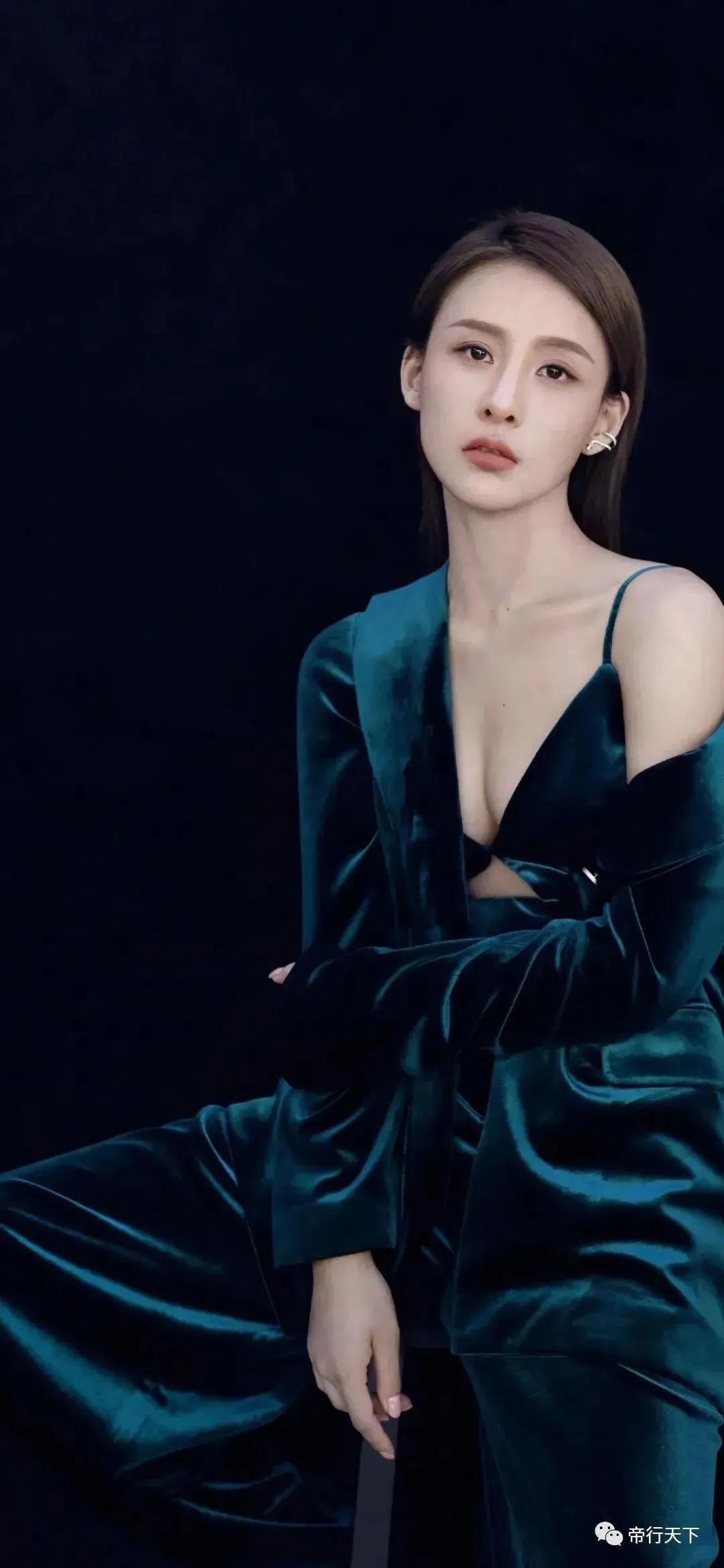 Elegant and tranquil one by one Jia Qing's photo - iNEWS