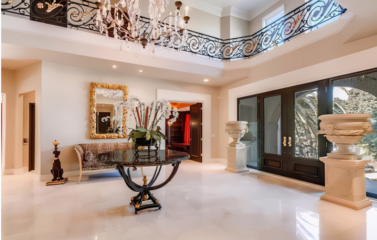 Dong Qing's foreign mansion is exposed, located in the wealthy area of ...