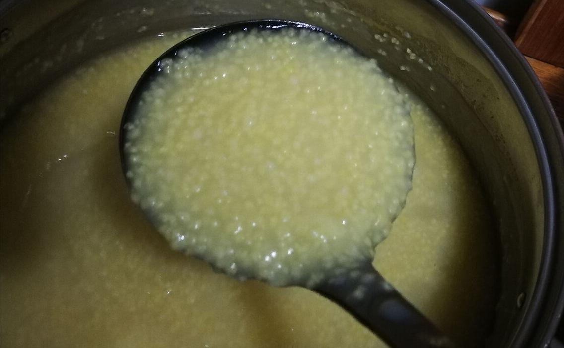 It is wrong to boil millet porridge directly in cold water, keep in ...