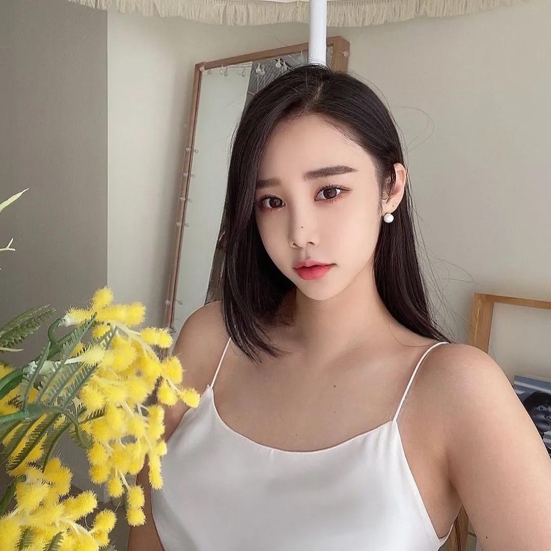 Korean beauty racing model Kang habin, fluttering like the wind returns ...