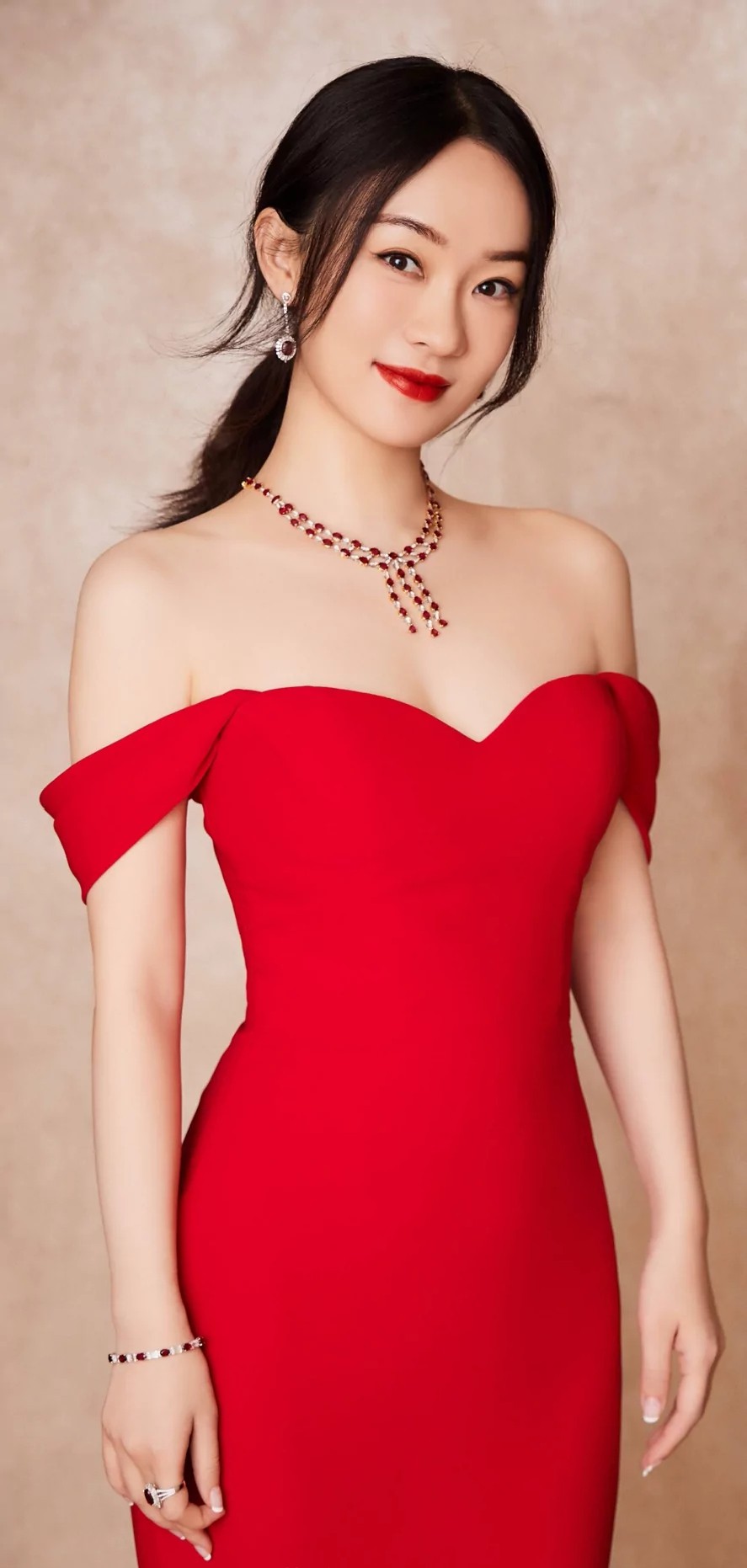 Beauty Huo Siyan - iNEWS