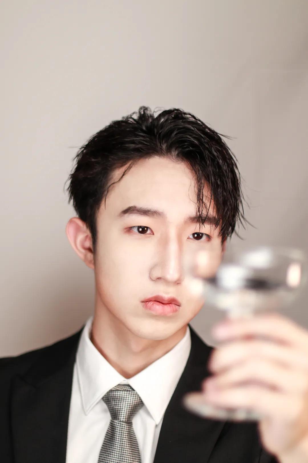 Cai Songqi's new album "Xin Qi" is full of surprises. How many have you ...