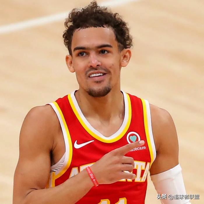 42+8+10!Trey Young shot 8 three-pointers to the defending champion, set ...