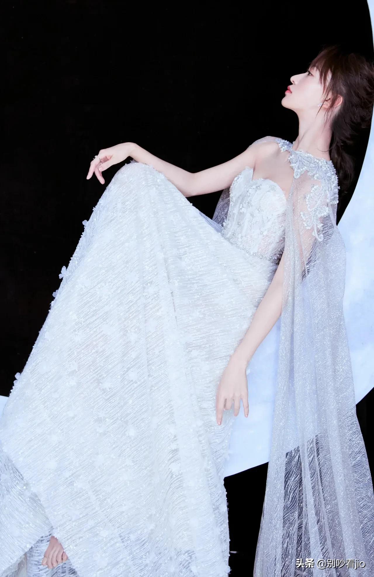 Issue Eighty Five-Wu Jinyan - iNEWS