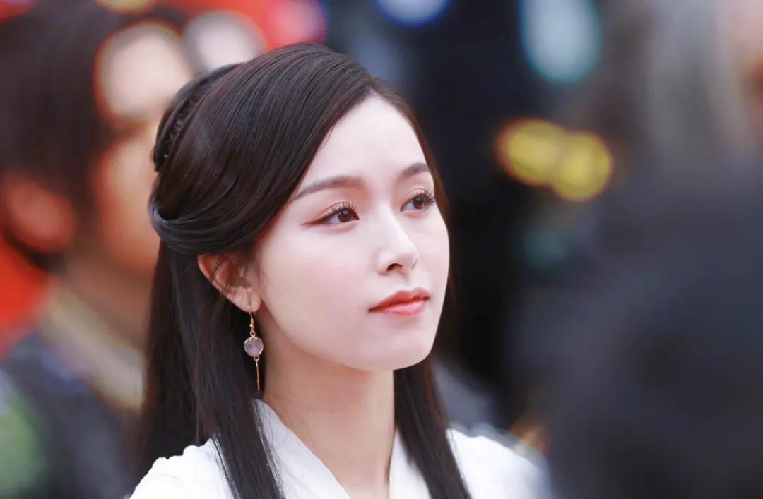 The beauty Wen Yongshan is really hot!Many new films will cooperate ...