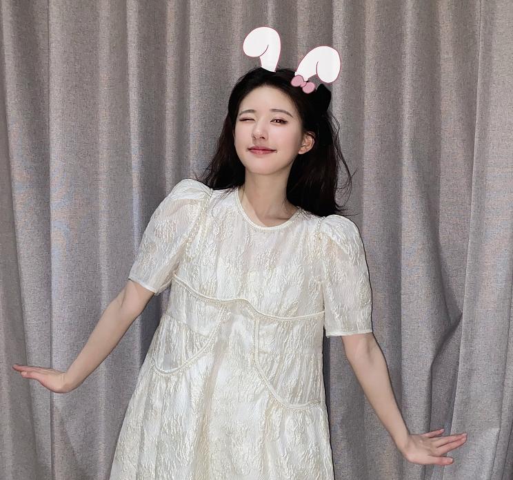 Zhao Lusi sends a message to bid farewell to "Little Rabbit Princess ...