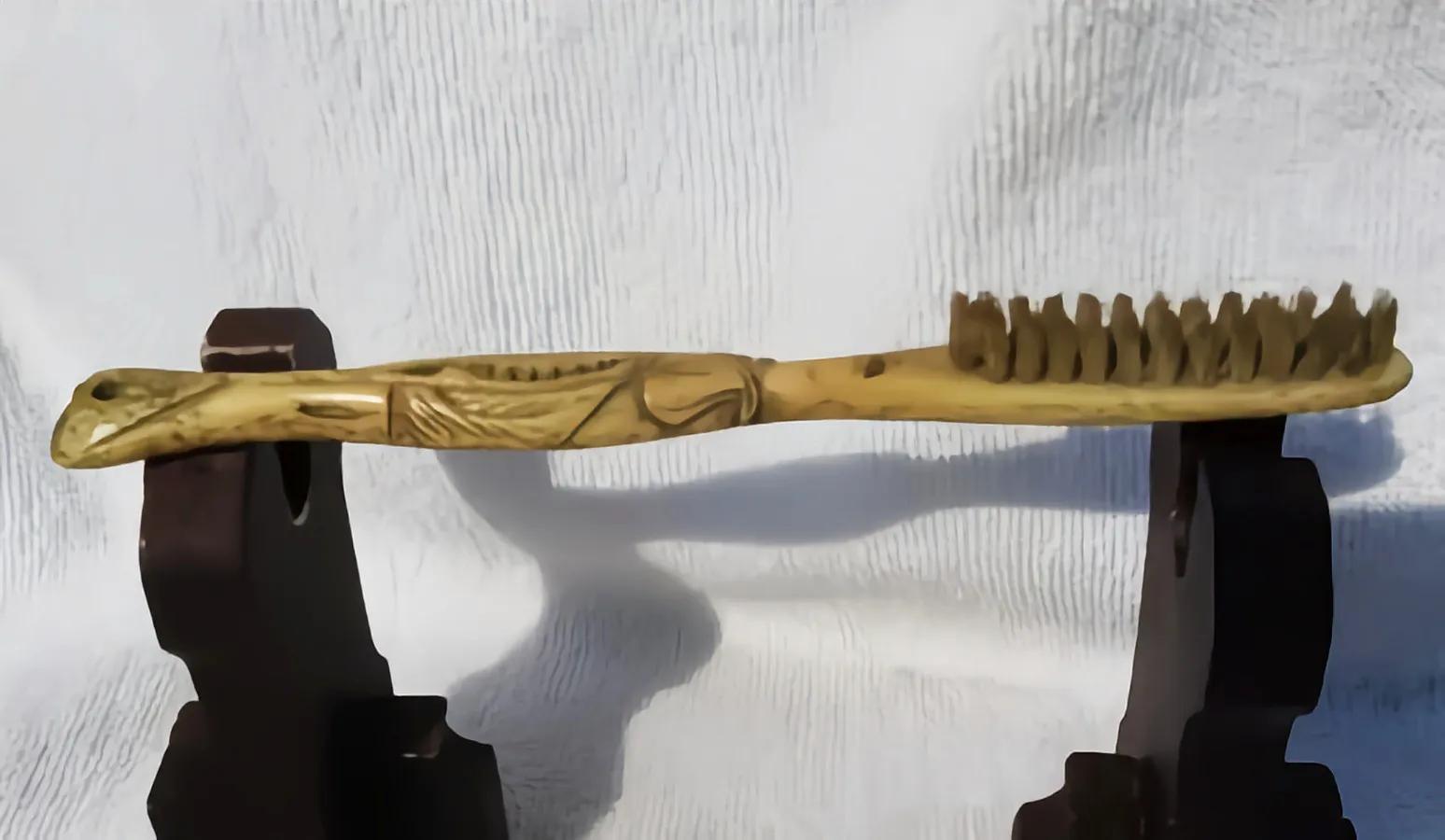 How did the ancients brush their teeth?Far more exquisite than today's ...