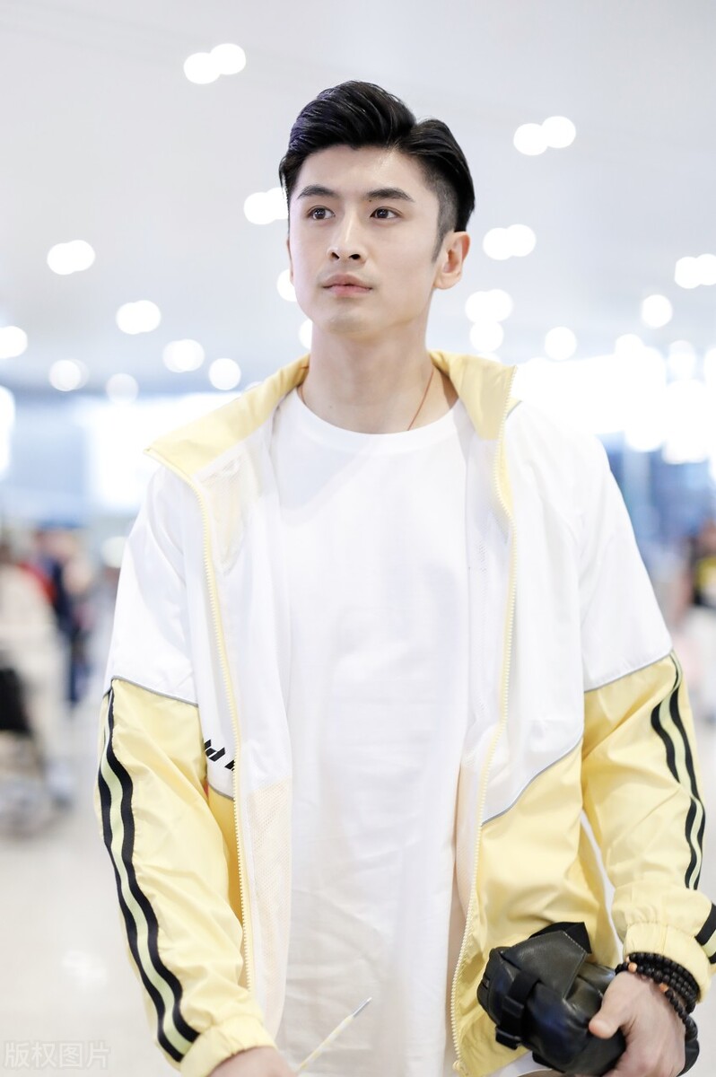 He is the Hidden C of "Phi Brother"?The show's favorite people surfaced ...