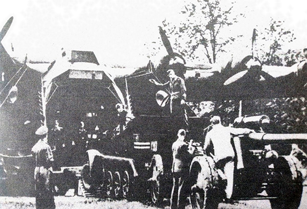150mm s.FH18 howitzer of German artillery in World War II - iNEWS