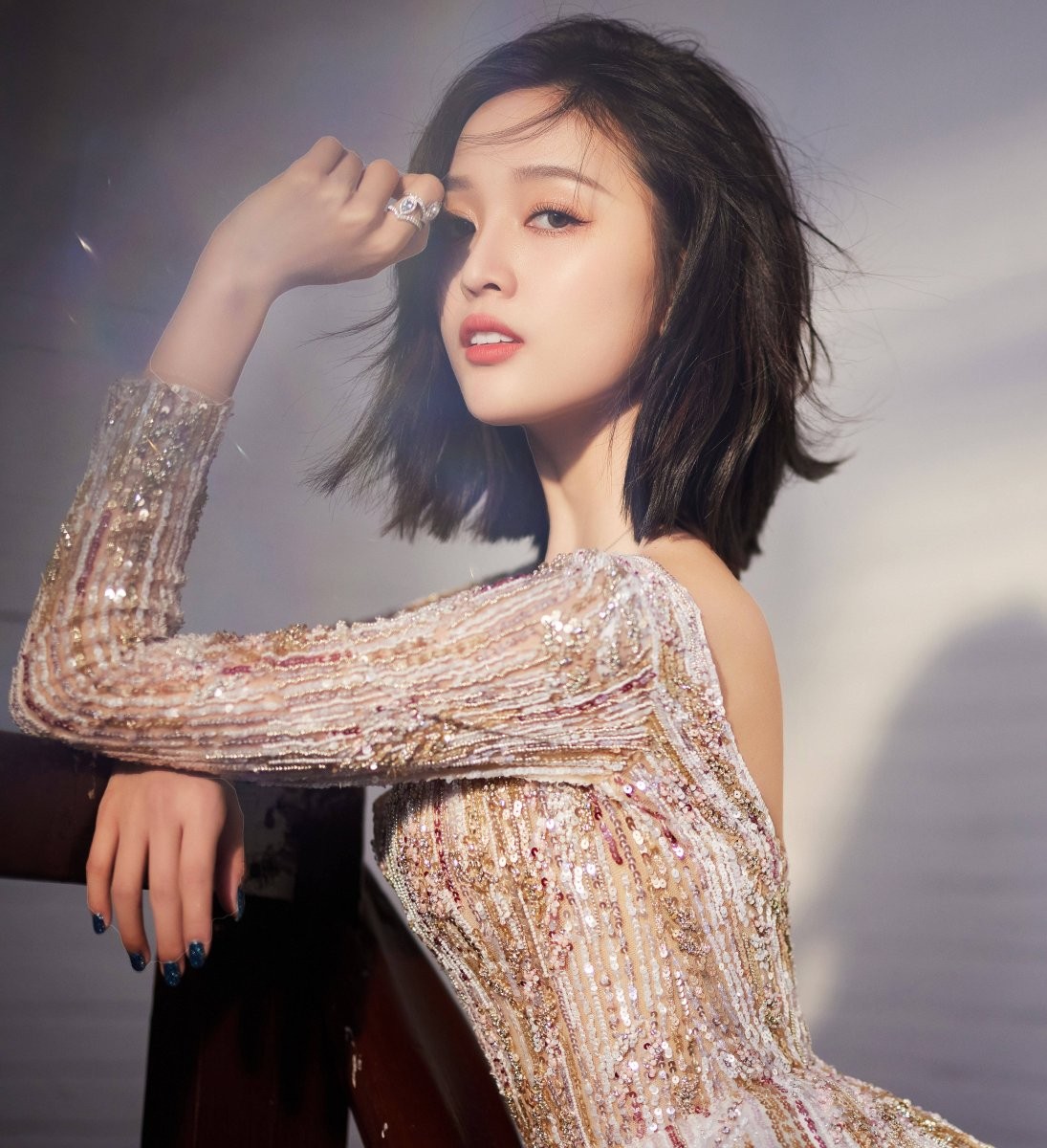 Short hair: Yang Zi, Li Qin, Zhou Dongyu, Zhao Liying, Yang Mi, Gao ...