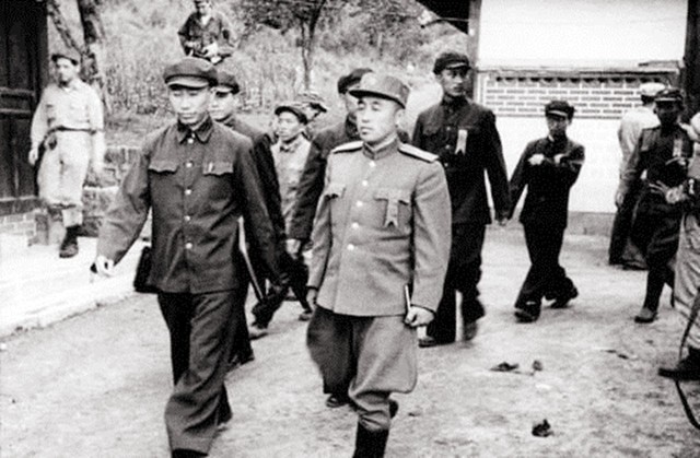 "Major General" or "Commander", who is at a higher level? - iNEWS