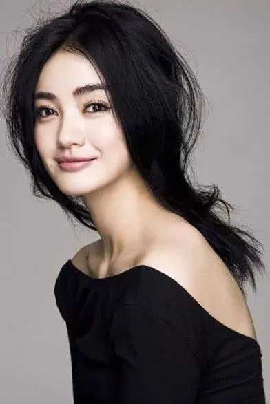 She became famous in the late autumn night, Sun Honglei kissed her 5 ...