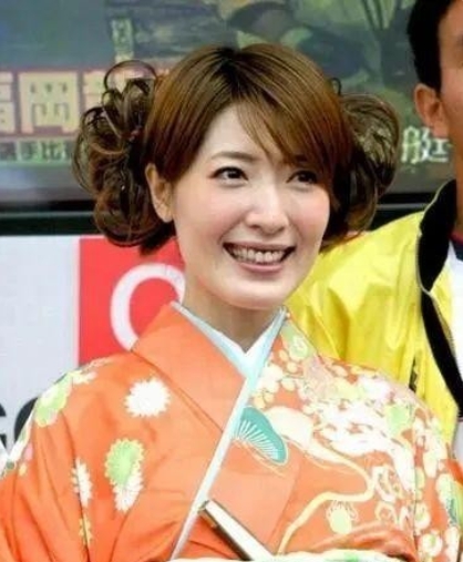 How beautiful was Yang Simin back then? The ancient style is full of ...