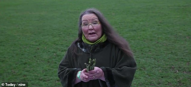 British psychics predict: by June this year, Australians can travel to ...