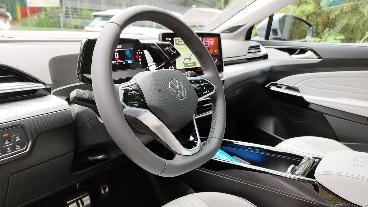 試駕上汽大眾ID.6X，30萬純電SUV多了德系「全家樂」之選 - 資訊咖