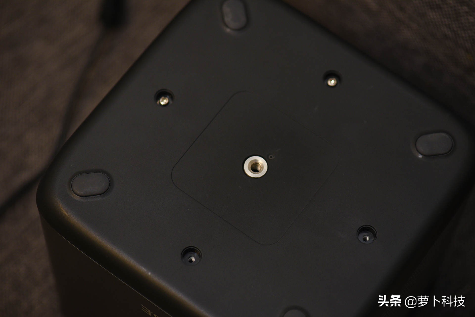 Which is better? Big Eye Orange New X7D / Eye Z8X Projection Contrast - iNEWS