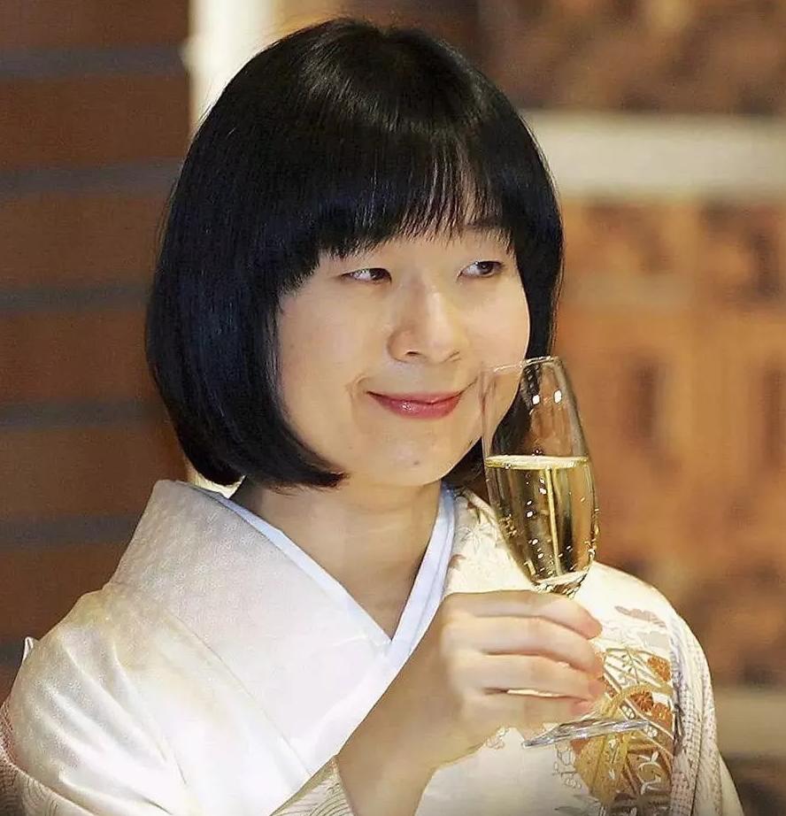 Princess Kiyoko did not inherit the beauty of Michiko, she brought 150 ...