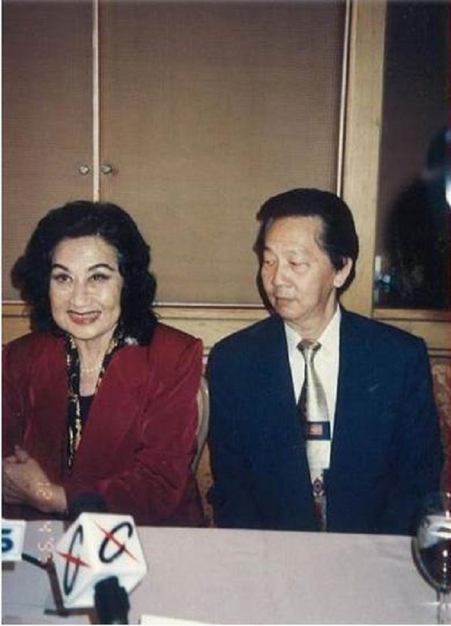 Bai Guang: At the age of 20, there were three relationships, none of ...
