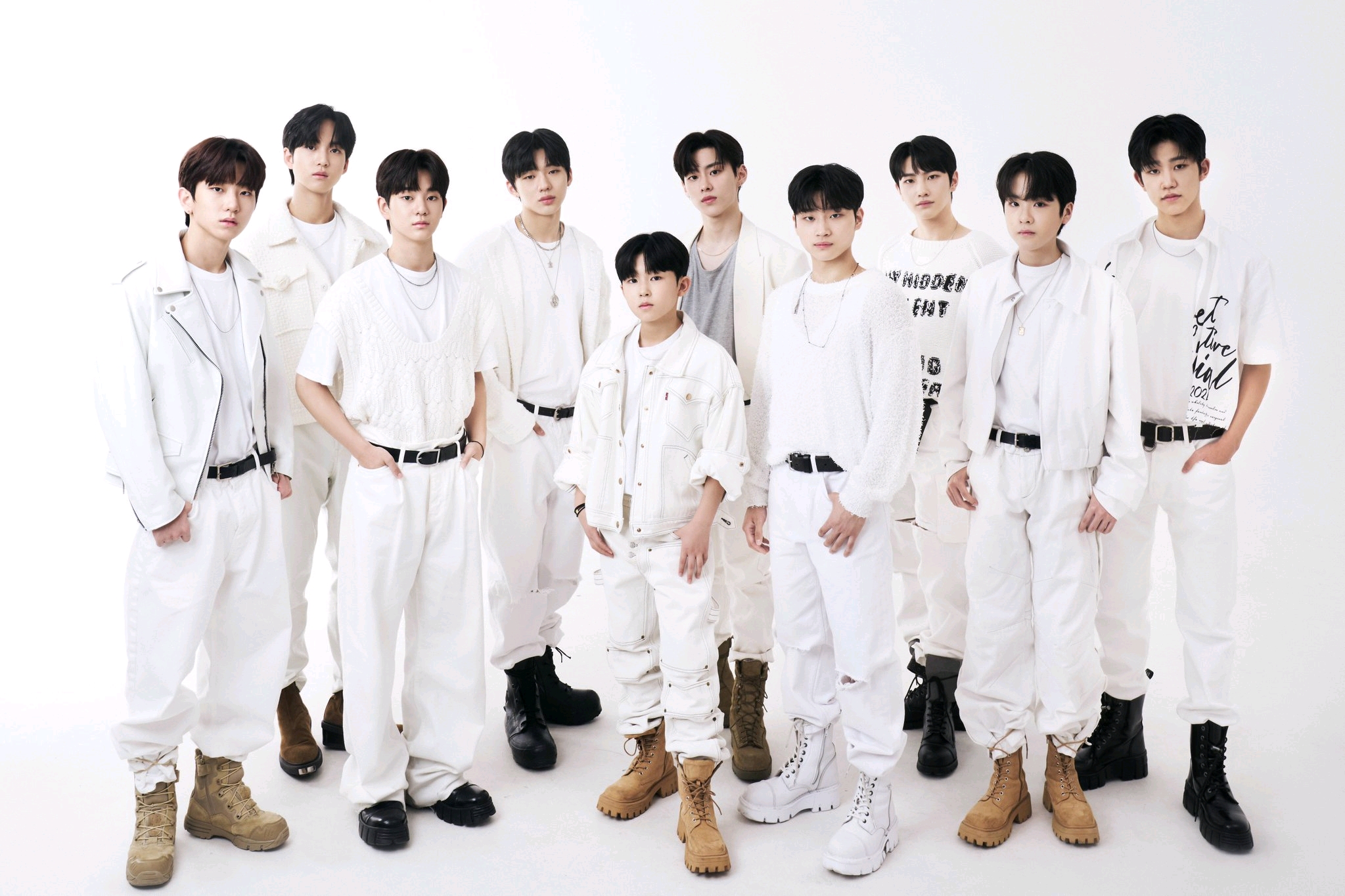 JYP和鳥叔合體選秀《LOUD》新男團簡歷照首公開，誰能成功出道 - 資訊咖
