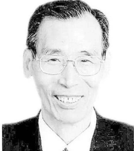 Robinson-style diplomat: Raise the national flag and sing the national ...