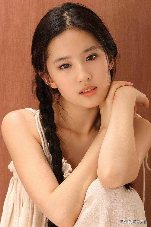 Bai Xue, retired from the circle at the age of 22, played only ten film ...