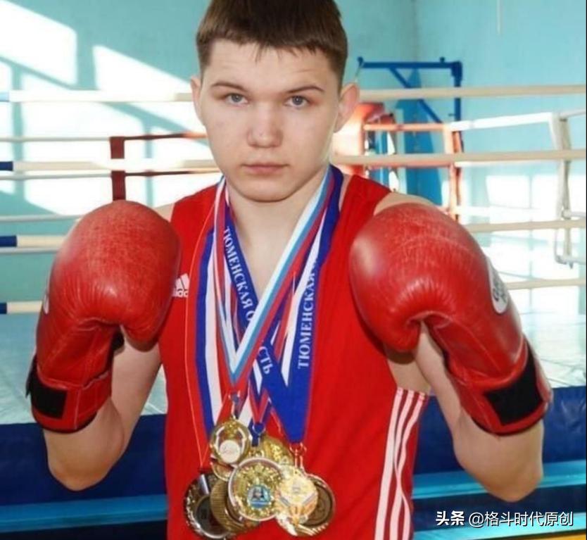 Russian boxer killed 600 kg of brown bears in the wild, the truth - iNEWS