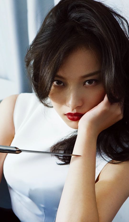 Beautiful photos of Ni Ni with unique temperament, glamorous and ...