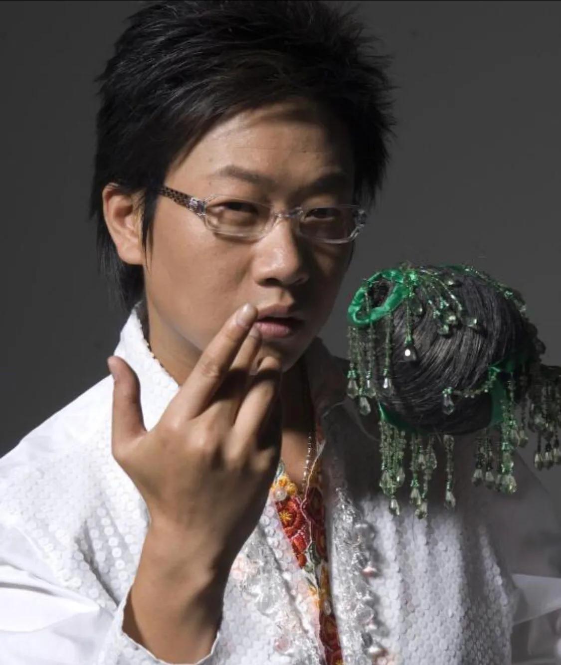 Lin Hai did not attend the banquet, he is very capable in hosting - iNEWS